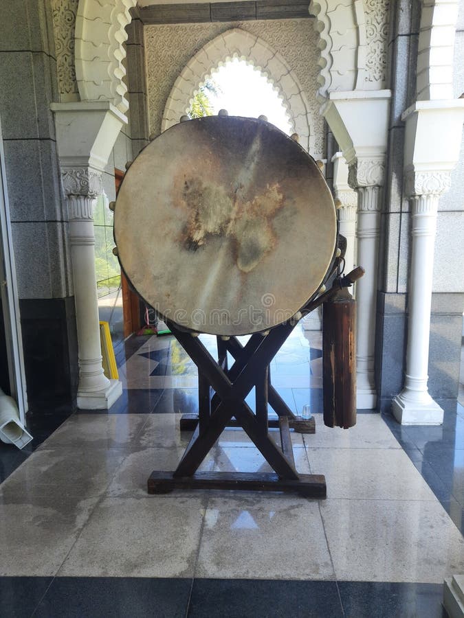 The Drum in the Mosque Courtyard Stock Image - Image of brown, closeup ...
