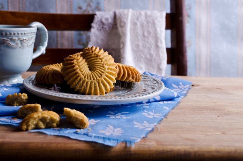 Brown Pastry with Beautiful Designed with Chocolate Stock Photo - Image ...