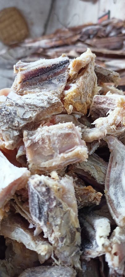 Dry fish cutting 2 stock image. Image of icing, vegetable - 259072981