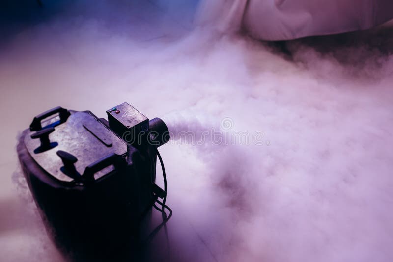 Wedding first dance stock photo. Image of hold, dance - 21846736