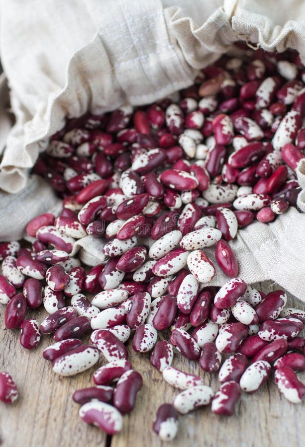 Dry mottled beans stock image. Image of seeds, wooden - 52782427