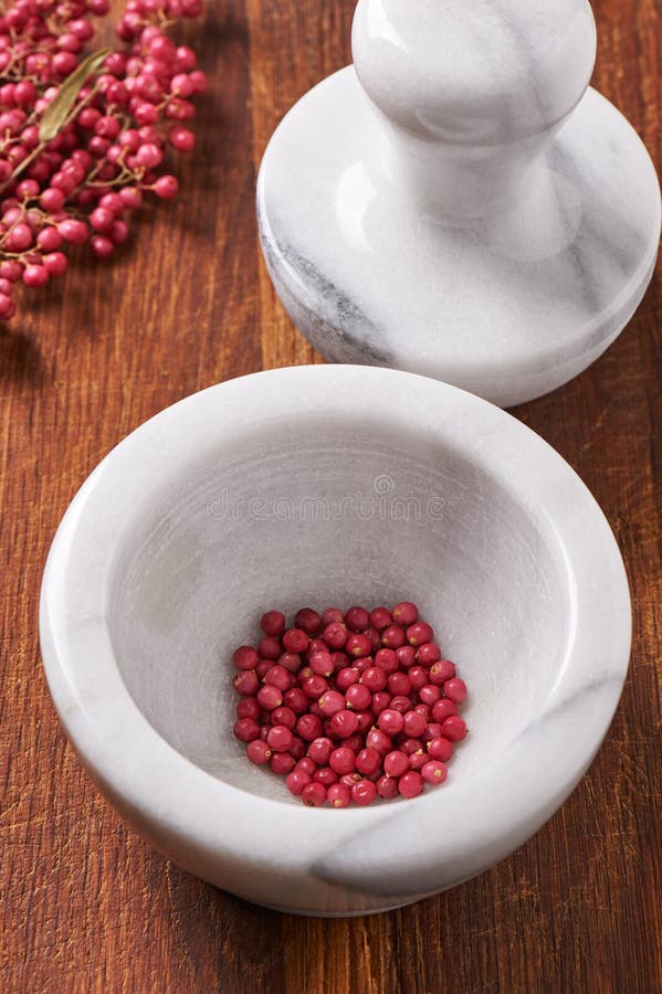 Dry Rose Pepper in White Marble Mortar Next Pestle Stock Image - Image ...