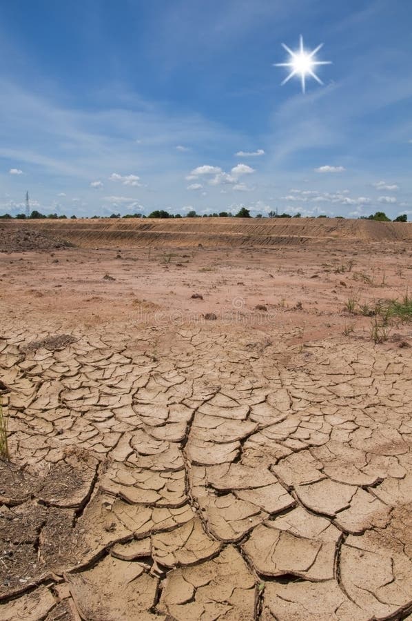 Dry land editorial stock image. Image of central, season - 45372794