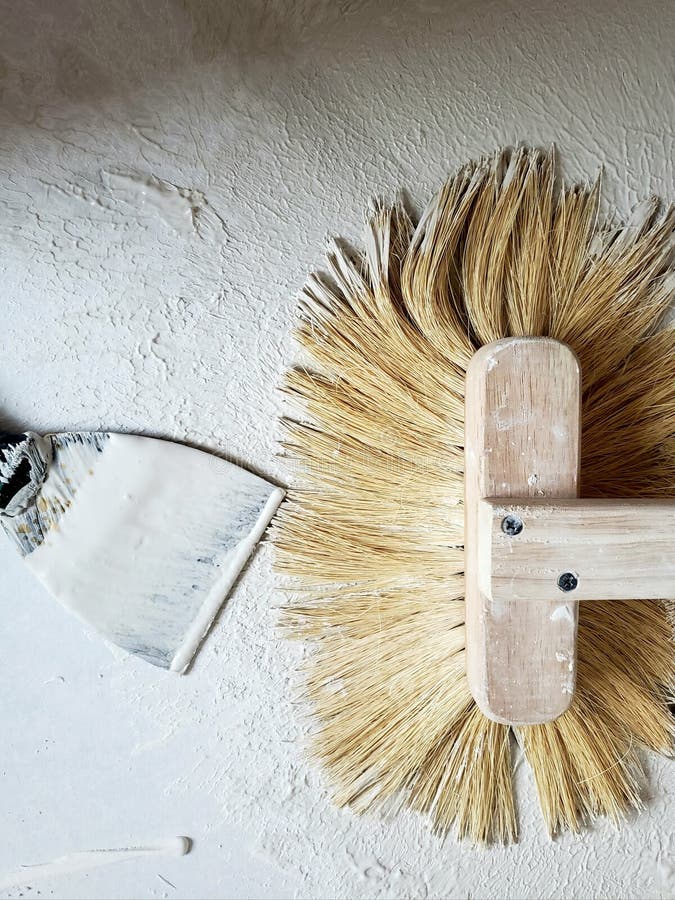 Slap Stick Ceiling Texture. Crow S Feet Bristle Brush on Wall Stock ...