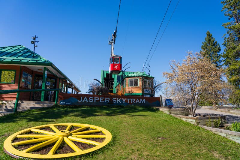 Jasper Skytram Station Highest Longest Guided Aerial Tramway Canada ...