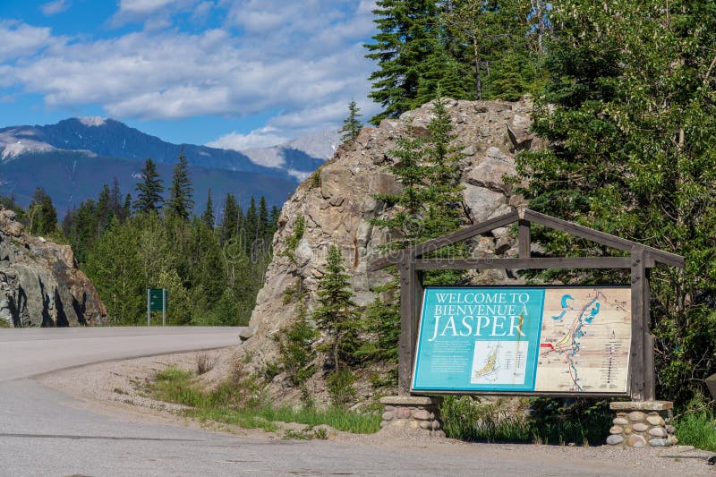 Welcome Jasper Town Sign Amidst Scenic Canadian Rockies Stock Photos ...