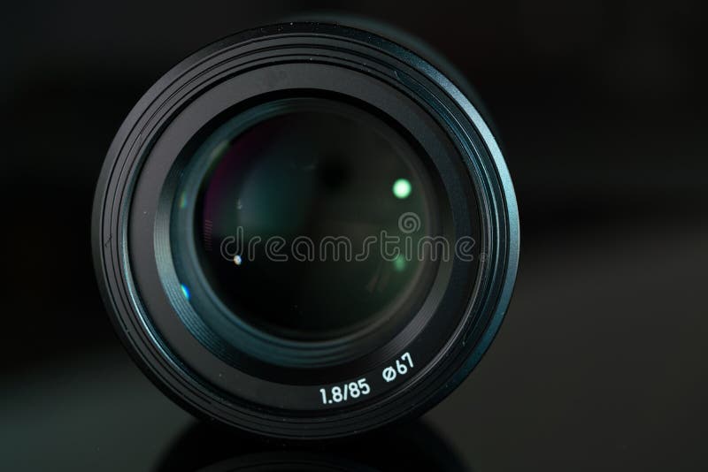 DSLR camera lens stock image. Image of reflection, dslr - 187444213