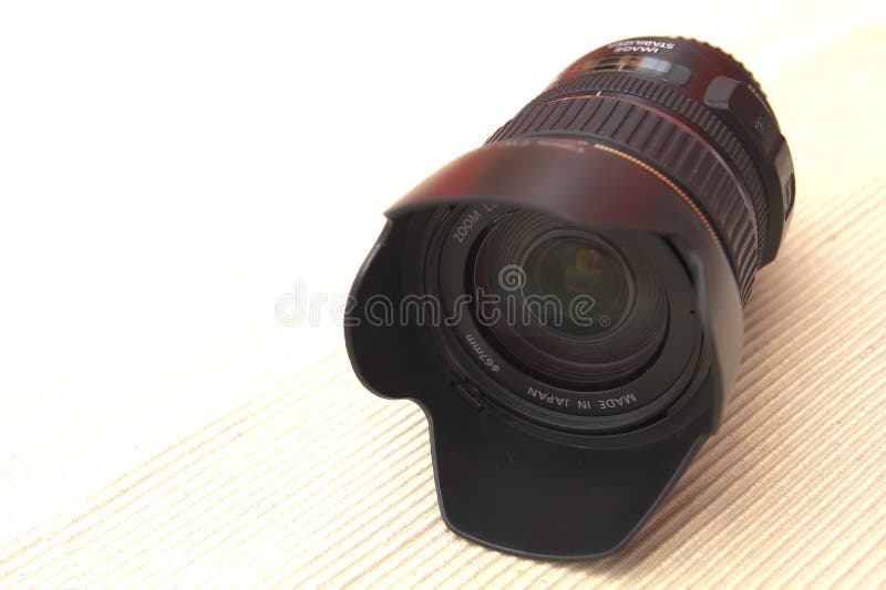 DSLR camera standard lens stock photo. Image of black - 40389468