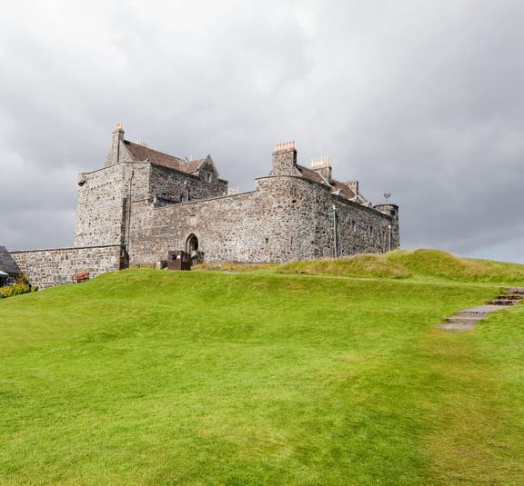 Duart castle stock photo. Image of tourist, tourism, historic - 21223228