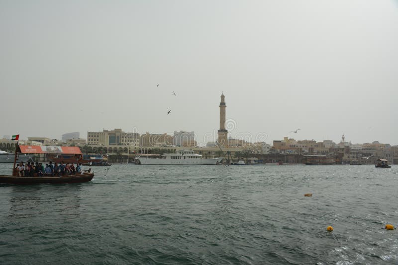 Dubai creek editorial photography. Image of dubai, boat - 89766197