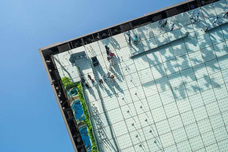 Dubai, La Linea Del Centro. Immagine Stock Editoriale - Immagine di ...