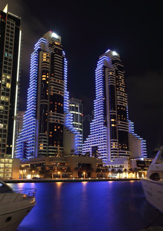 Dubai Marina at night stock image. Image of skyscrapers - 23571083