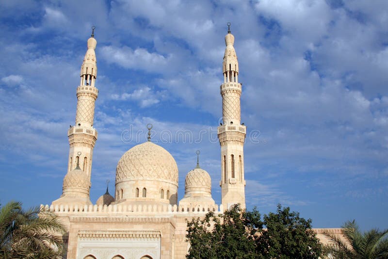 Dubai-Moschee stockfoto. Bild von arabisch, feiertage - 2926934