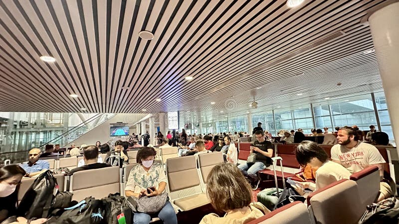 DUBAI, UNITED ARAB EMIRATES. 15 SEPTEMBER 2023. Travelers at Dubai ... DUBAI, UNITED ARAB EMIRATES. 15 SEPTEMBER 2023. Travelers at Dubai ...