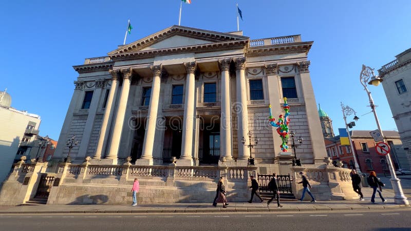 Dublin City Hall in the City Center - DUBLIN, IRELAND - APRIL 20. 2022 ...