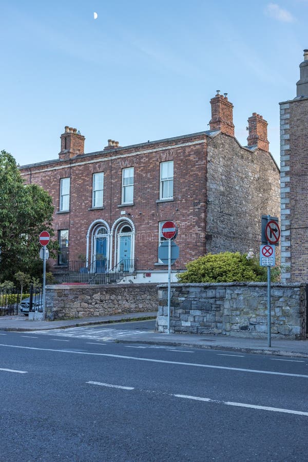 Dublin, Ireland - July 7 2022 "Dublin Streets during the Sunset ...