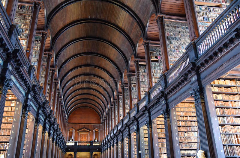 The Long Room in the Old Library at Trinity College Dublin Editorial ...