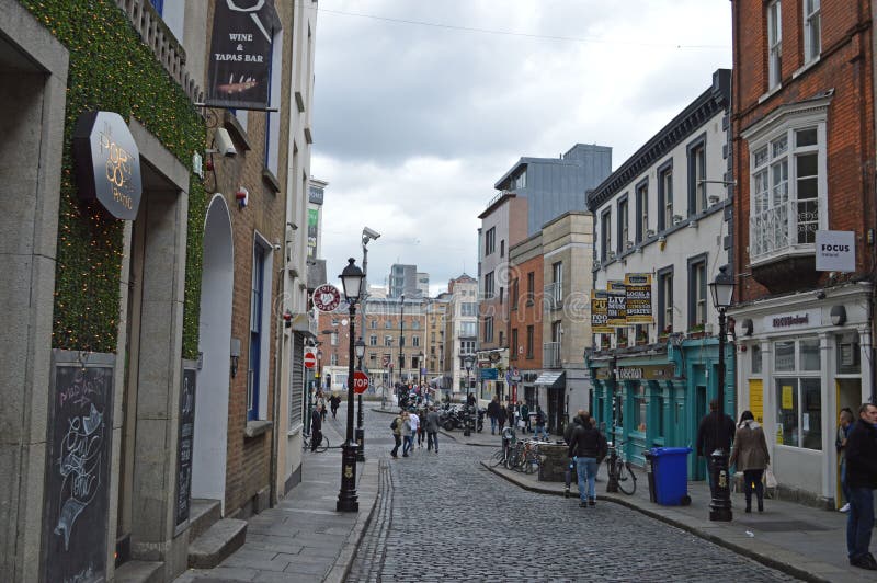 Dublin in Ireland editorial stock photo. Image of pedestrian - 95326988