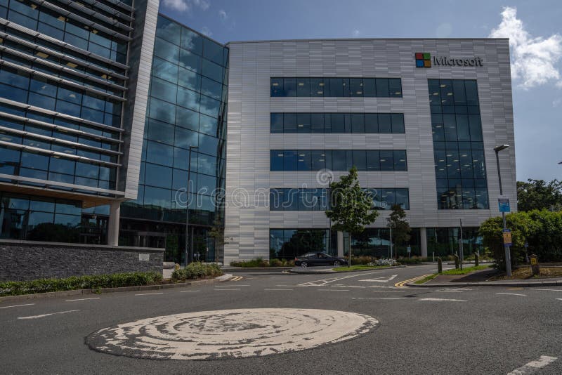 256 Microsoft Office 2023 Stock Photos - Free & Royalty-Free Stock ...