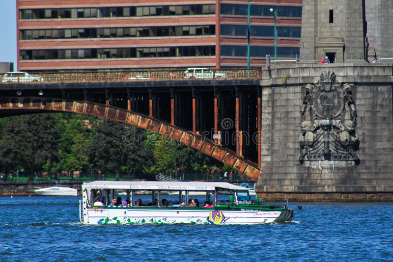 Duck Boat Tours, Boston, MA Editorial Photography - Image of duck, boat ...