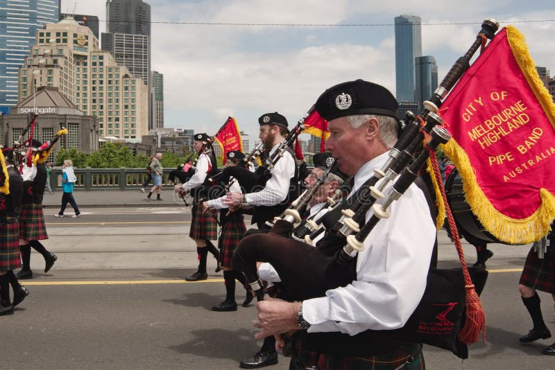Dudelsackspieler in Der Parade. Redaktionelles Stockfotografie - Bild ...
