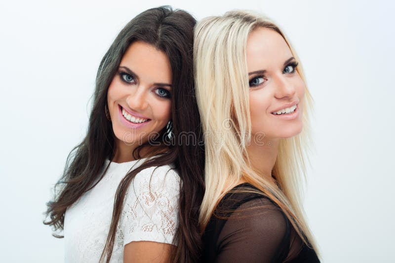 Due amiche fotografia stock. Immagine di bello, caucasico - 28926094
