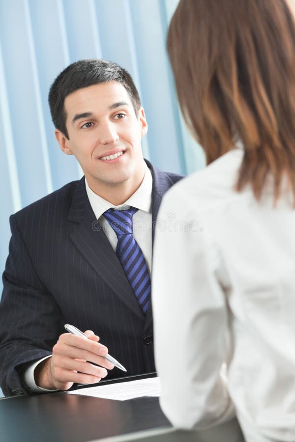 Due persone di affari immagine stock. Immagine di cooperazione - 10891427