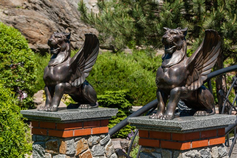 Grifone Delle Statue 3d Dalla Pietra Illustrazione di Stock ...