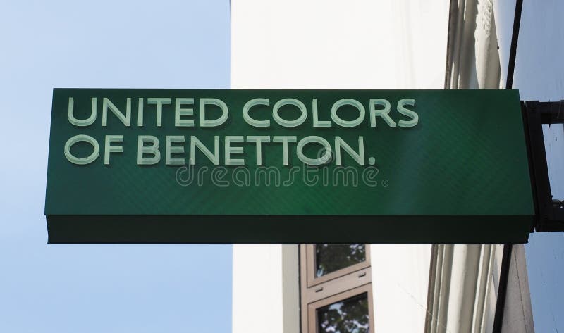 DUeSSELDORF - AUG 2019: Benetton Sign Editorial Photo - Image of ...
