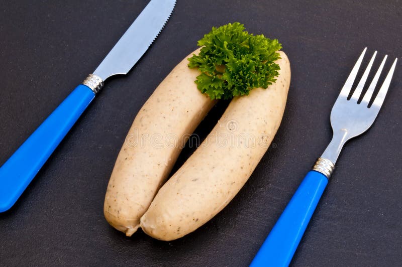 Duitse Braadworst stock foto. Image of heerlijk, schotel - 25466962