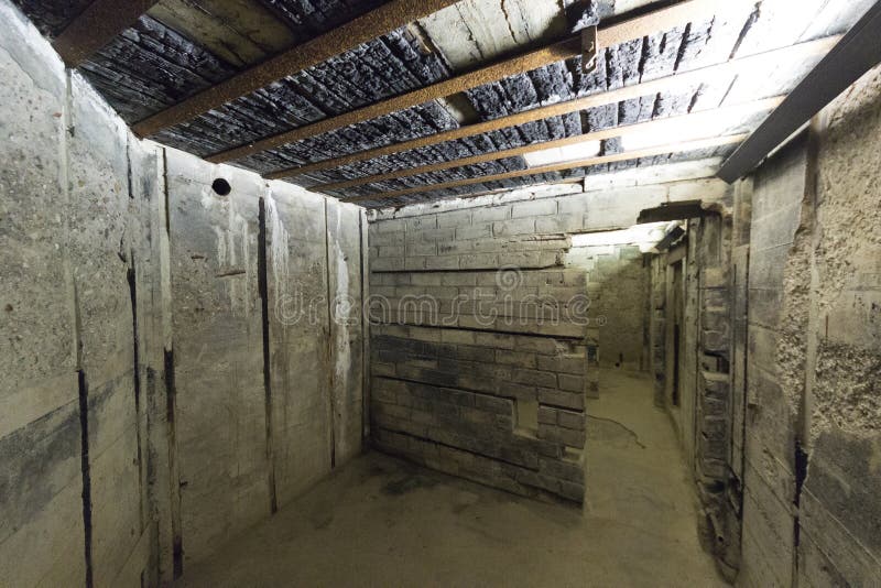 Oude Duitse Bunker Op Het Strand Van Blavand, Denemarken Redactionele ...