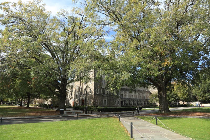 Duke University Campus Scenery Editorial Stock Image - Image of facade ...