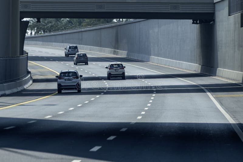The Dukhan Highway in Qatar. Qatar Roads and Traffic Editorial Stock ...