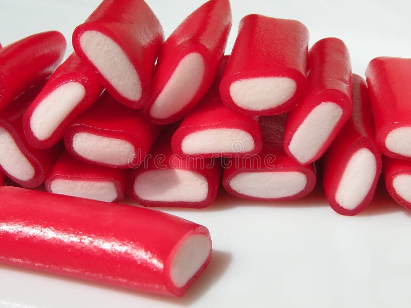 Dulces rojos de Yelly imagen de archivo. Imagen de colorido - 10452887