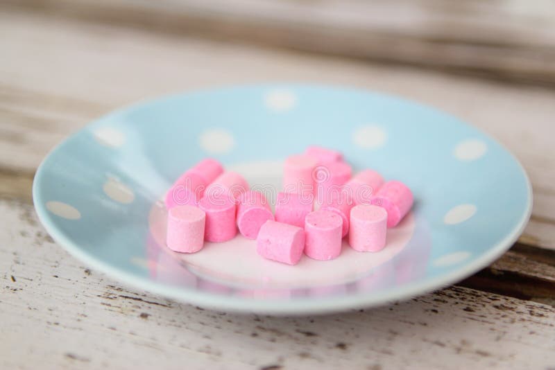 Dulces rosados foto de archivo. Imagen de caramelo, dulce - 18494958
