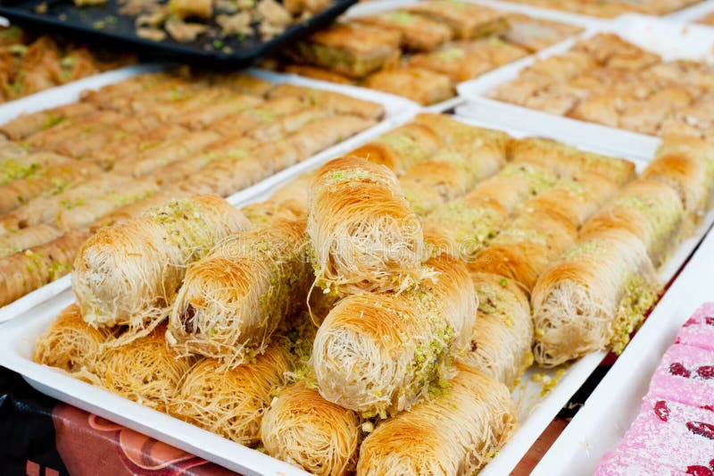 Dulces Turcos Tradicionales Imagen de archivo - Imagen de pavo, servido ...