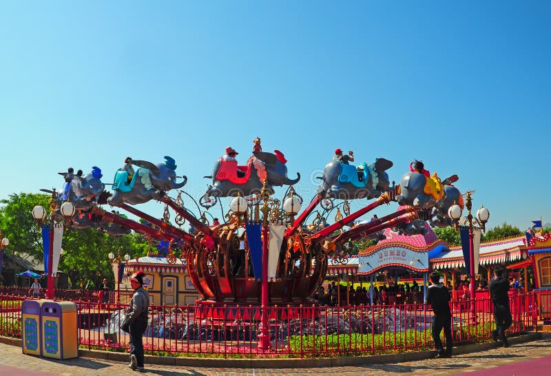 Dumbo ride at disneyland editorial photo. Image of festival - 22519636