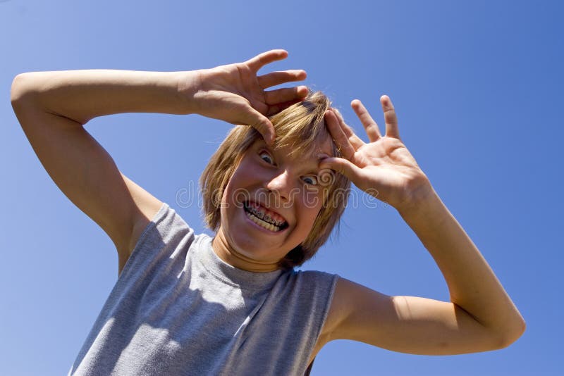 Dummer Gesichts-Junge stockbild. Bild von lebhaft, enthusiastisch - 1588091