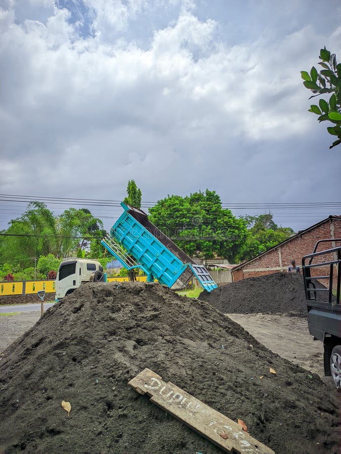 Dump Truck Unloading stock photo. Image of truck, unloading - 353262924