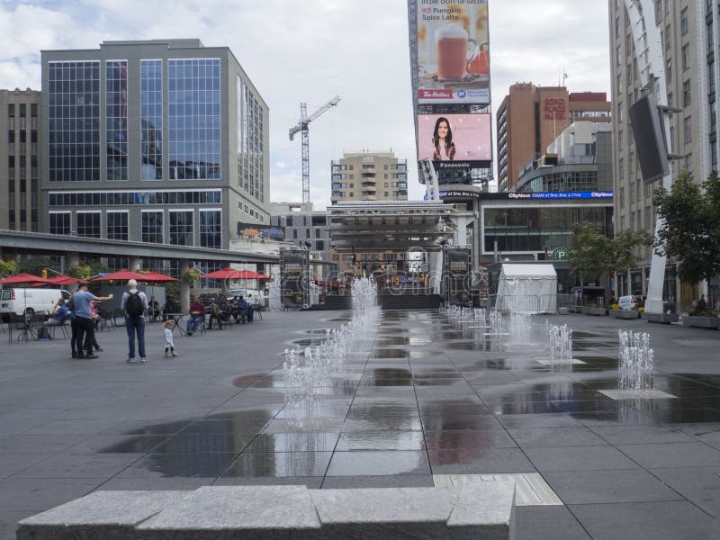 Dundas Square - Toronto, Canada Editorial Image - Image of display ...