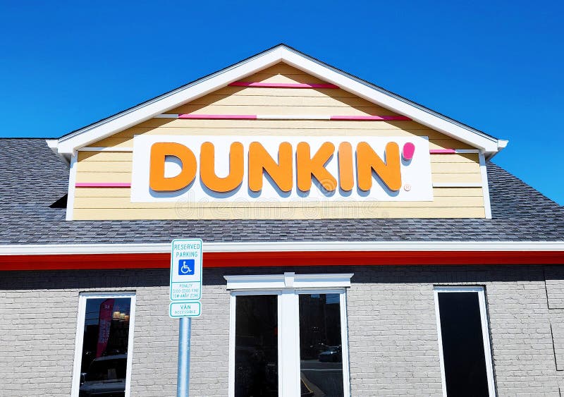 Dunkin Sign on the Building Editorial Photo - Image of dunkin, manassas ...