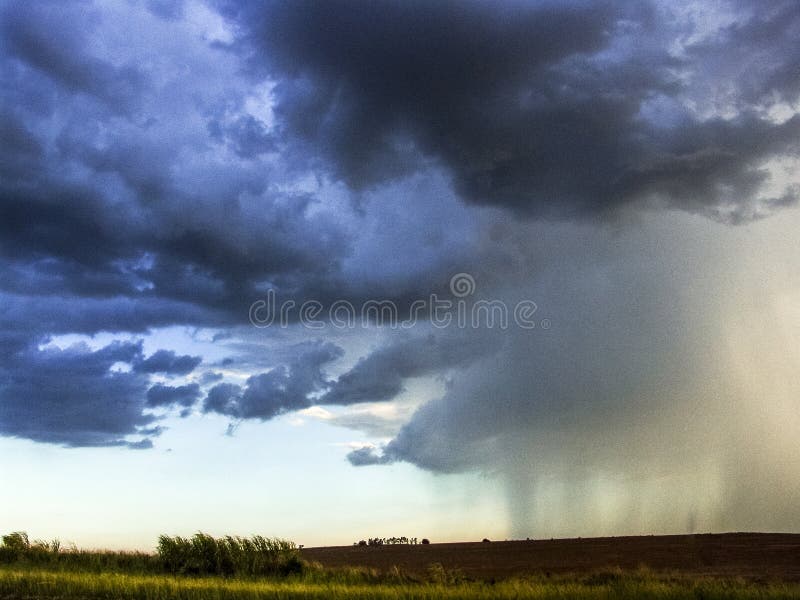 219,993 Regnerisch Fotos - Kostenlose und Royalty-Free Stock-Fotos von ...