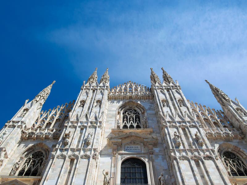 Duomo, Milán imagen de archivo. Imagen de viejo, edades - 38964249