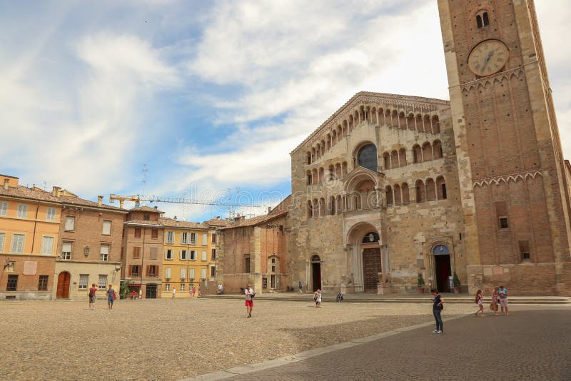 Duomo of Parma editorial photography. Image of catholic - 75134272