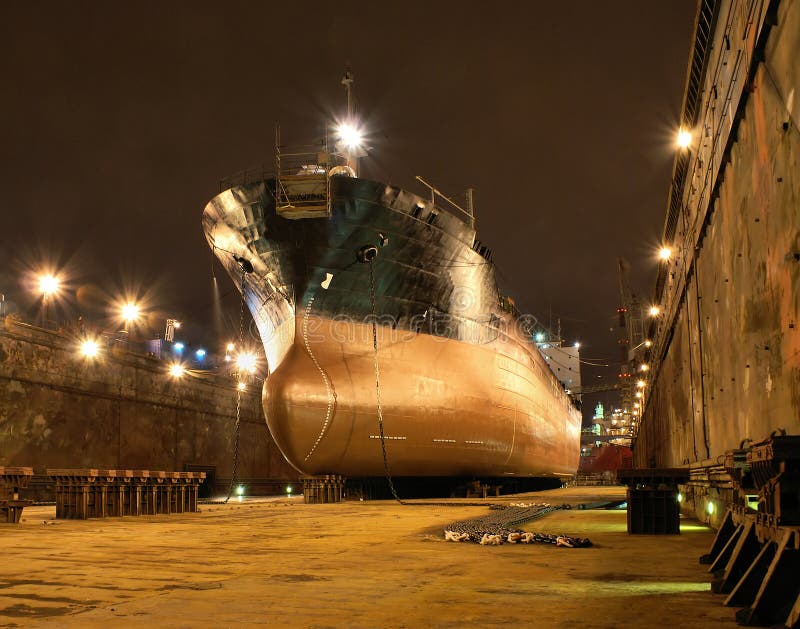 Durante l'aggancio. fotografia stock. Immagine di containerizzare - 8883218