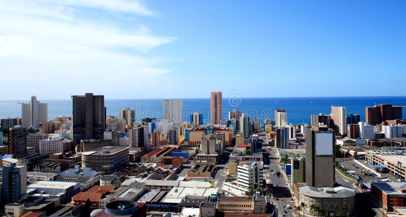 Durban-Stadt-Skyline stockbild. Bild von zukunft, wolke - 5082679