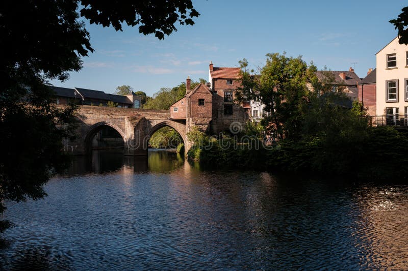 Elvet Bridge Durham on a Warm Sunny Day on the River Wear Editorial ...