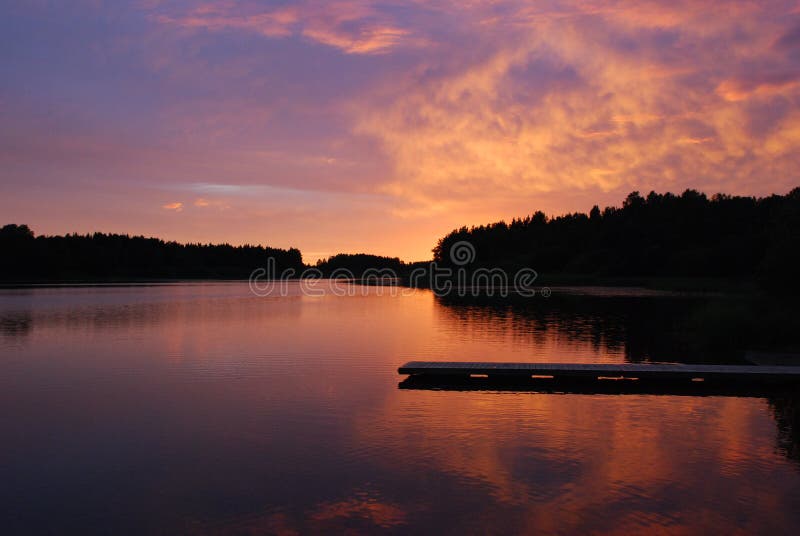 Dusky sky stock photo. Image of river, sundown, tranquil - 2960548