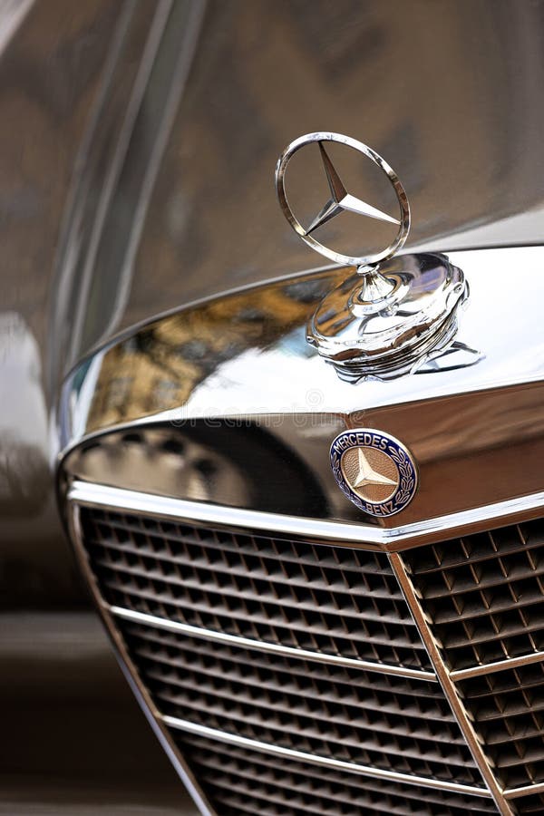 A Classical Mercedes Oldtimer Upright Editorial Photo - Image of ...