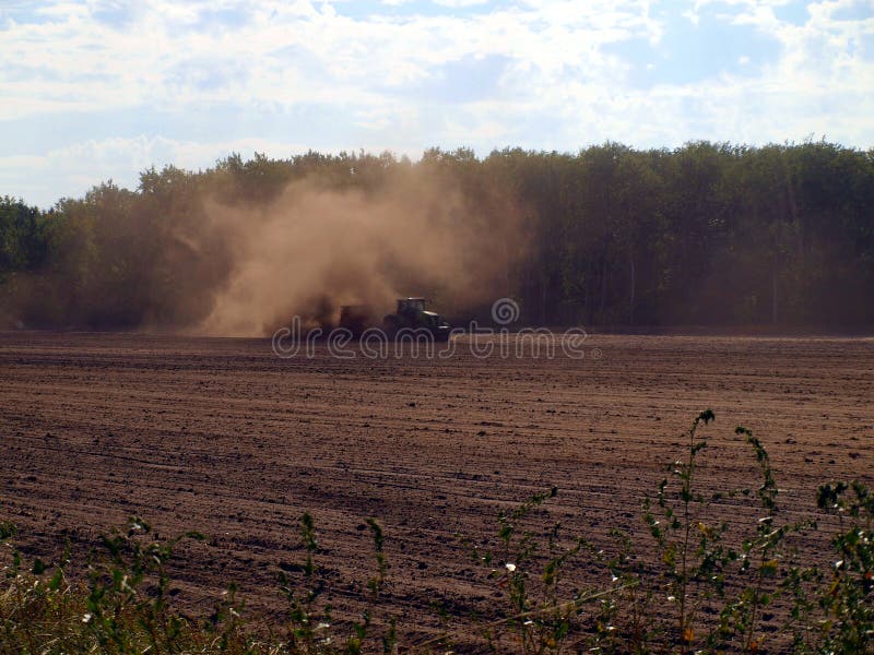 Dust in agricultural work stock photo. Image of disturbance - 26625372